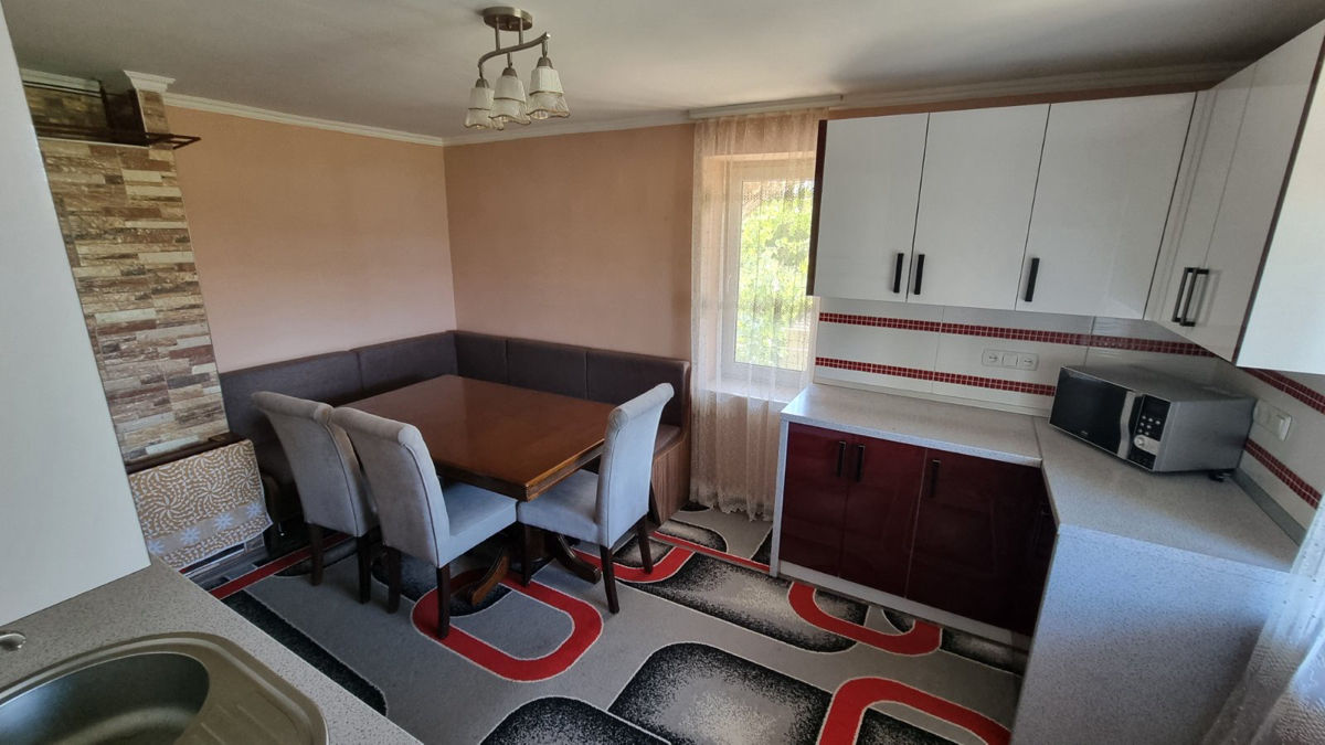 Casa de locuit în centru com. Dumbrava