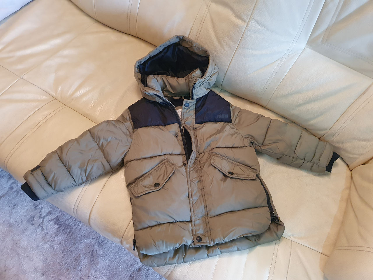 Geaca Zara m.116 (5-6 ani)