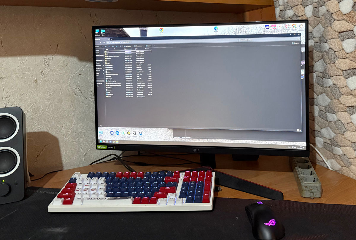 LG 2k IPS 144 Гц 1 мс Nvidia G-Sync