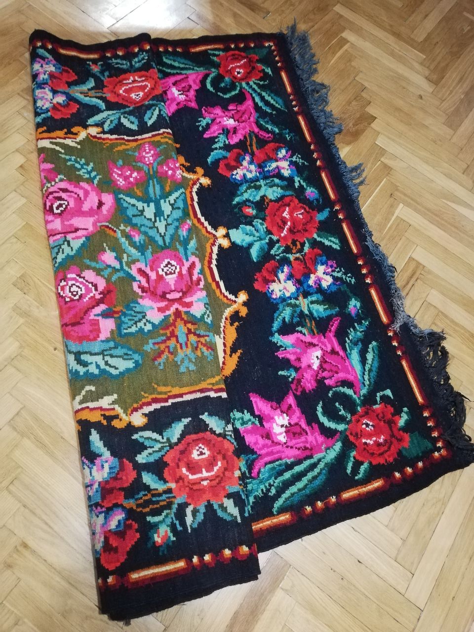 Covor traditional moldovenesc 700 lei