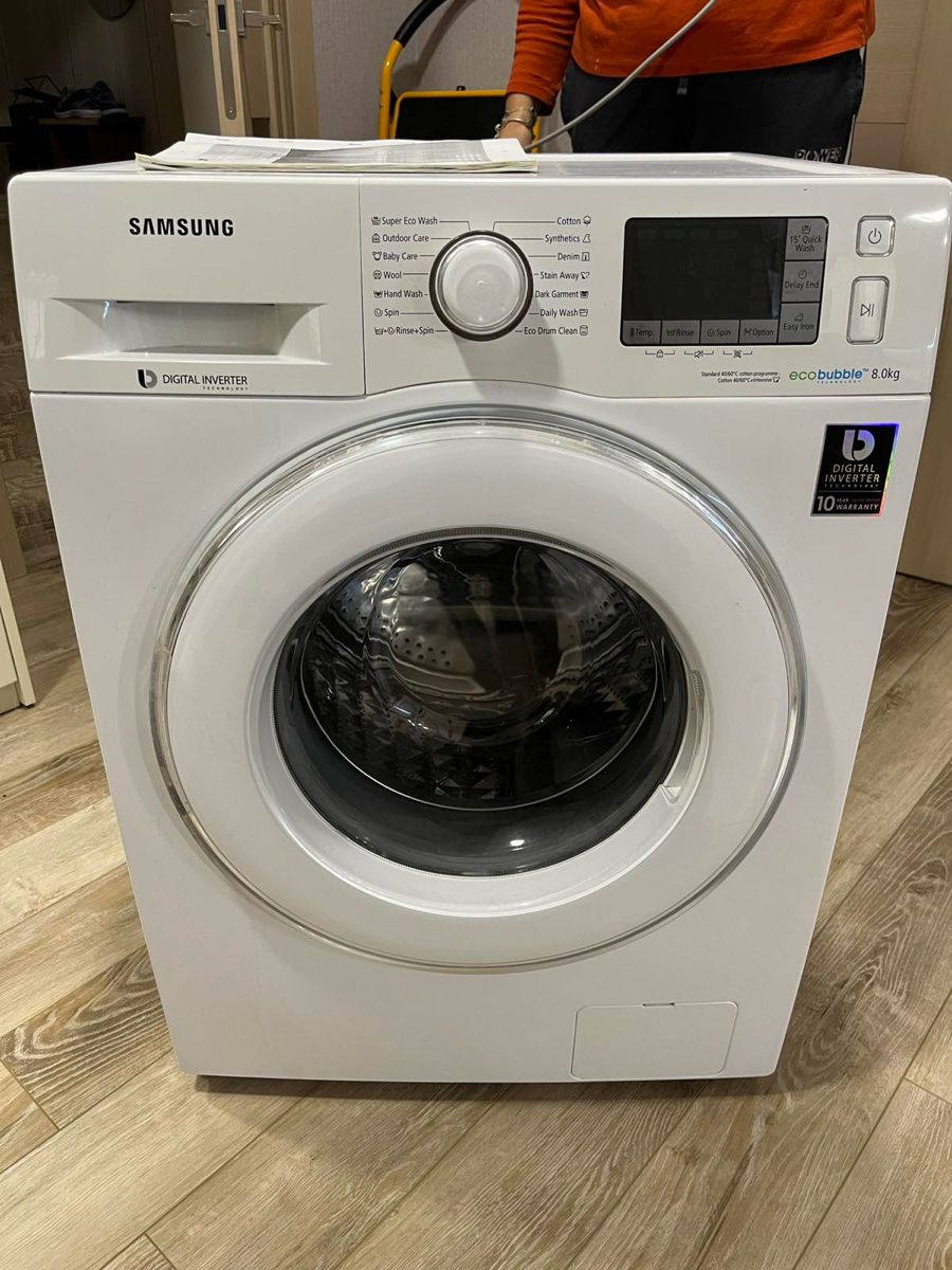 Samsung 8kg.Pastrata.Lucreaza si spala-Perfect.