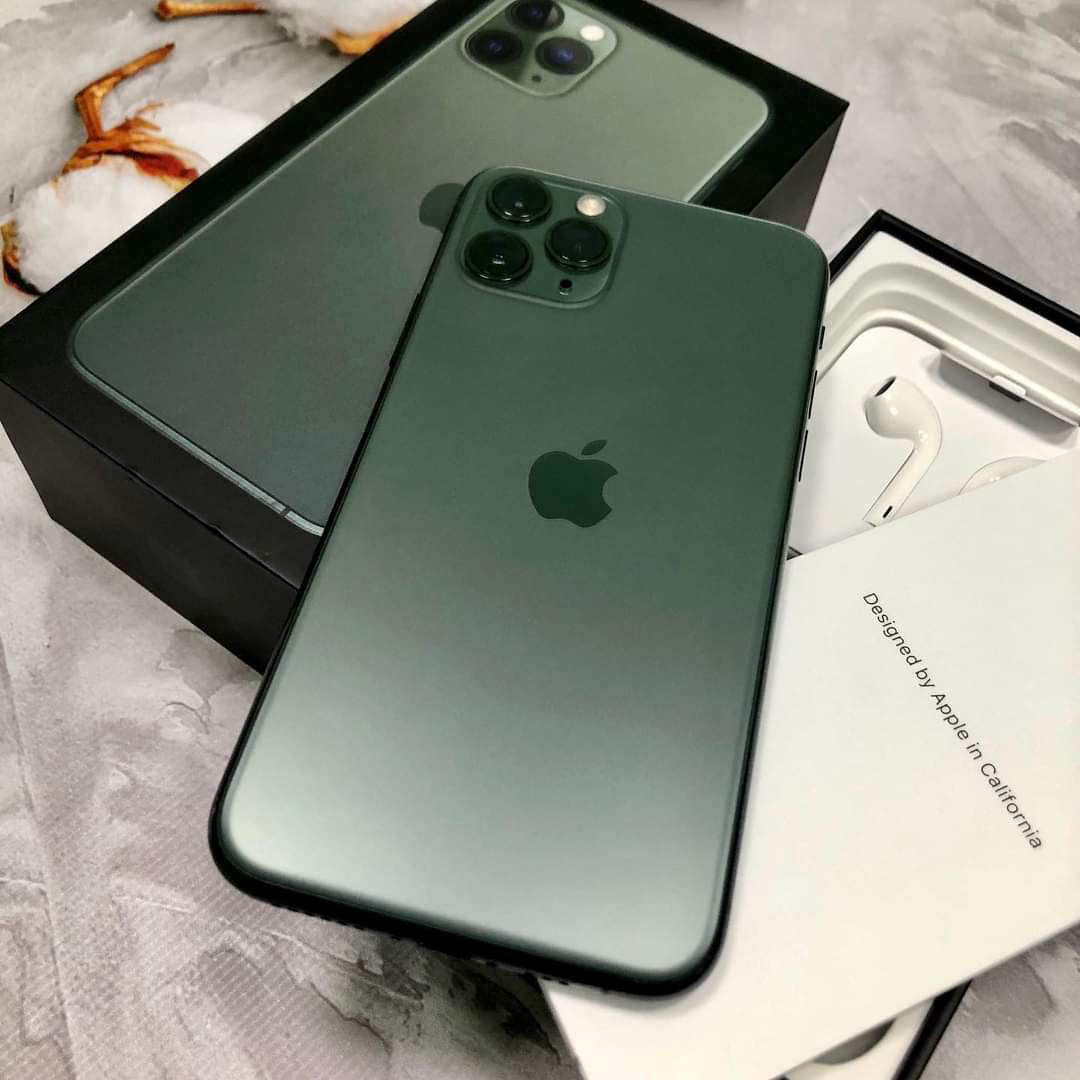 Продам Новый iPhone 11 Pro Midnight Green 128gb.