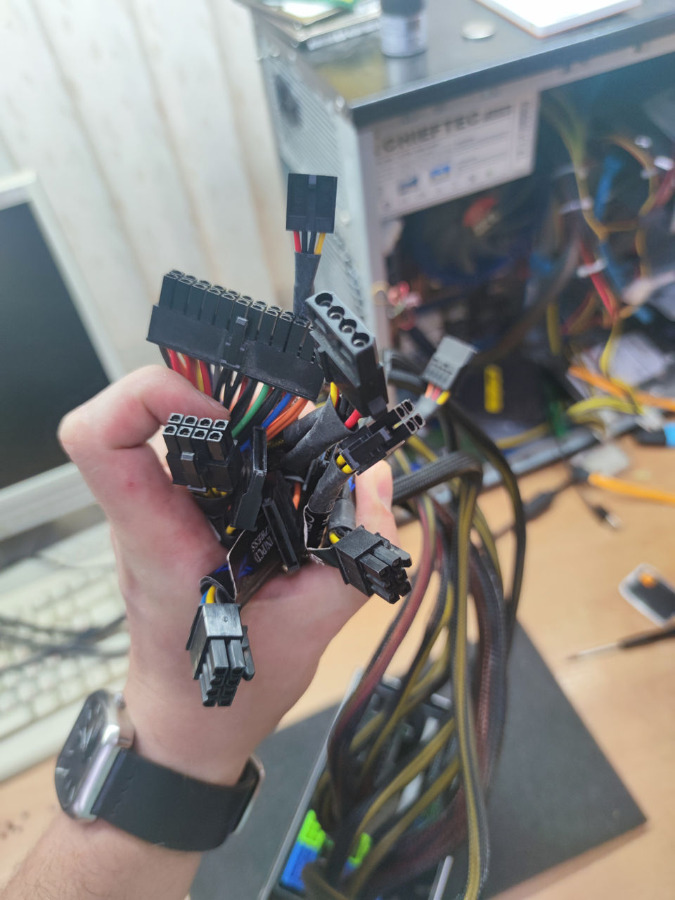 Блок питания Cooler Master Real Power M1000 Modular PSU (RS-A00-ESBA ...