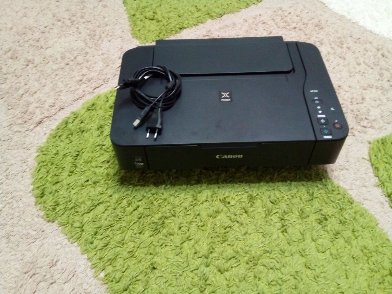 Продам Canon Pixma MP230