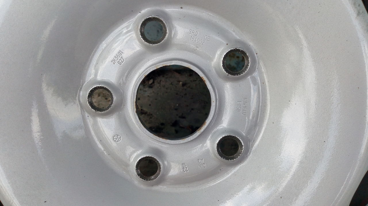 Vind discuri vw originale in stare ideala 5x112 R16 6j