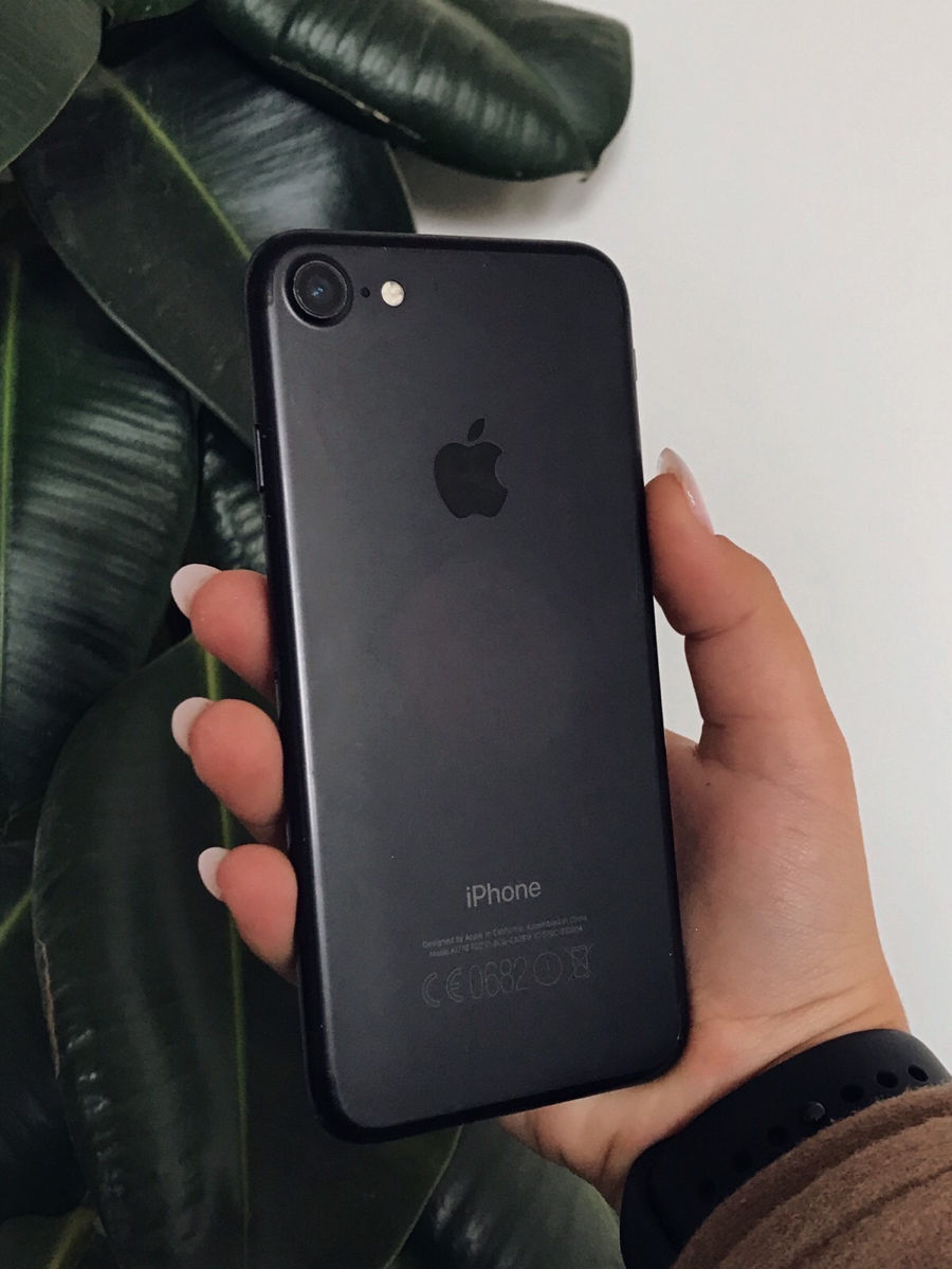iPhone 7 Black