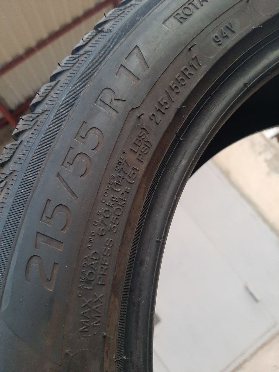 Michelin R17 215/55 95V Winter