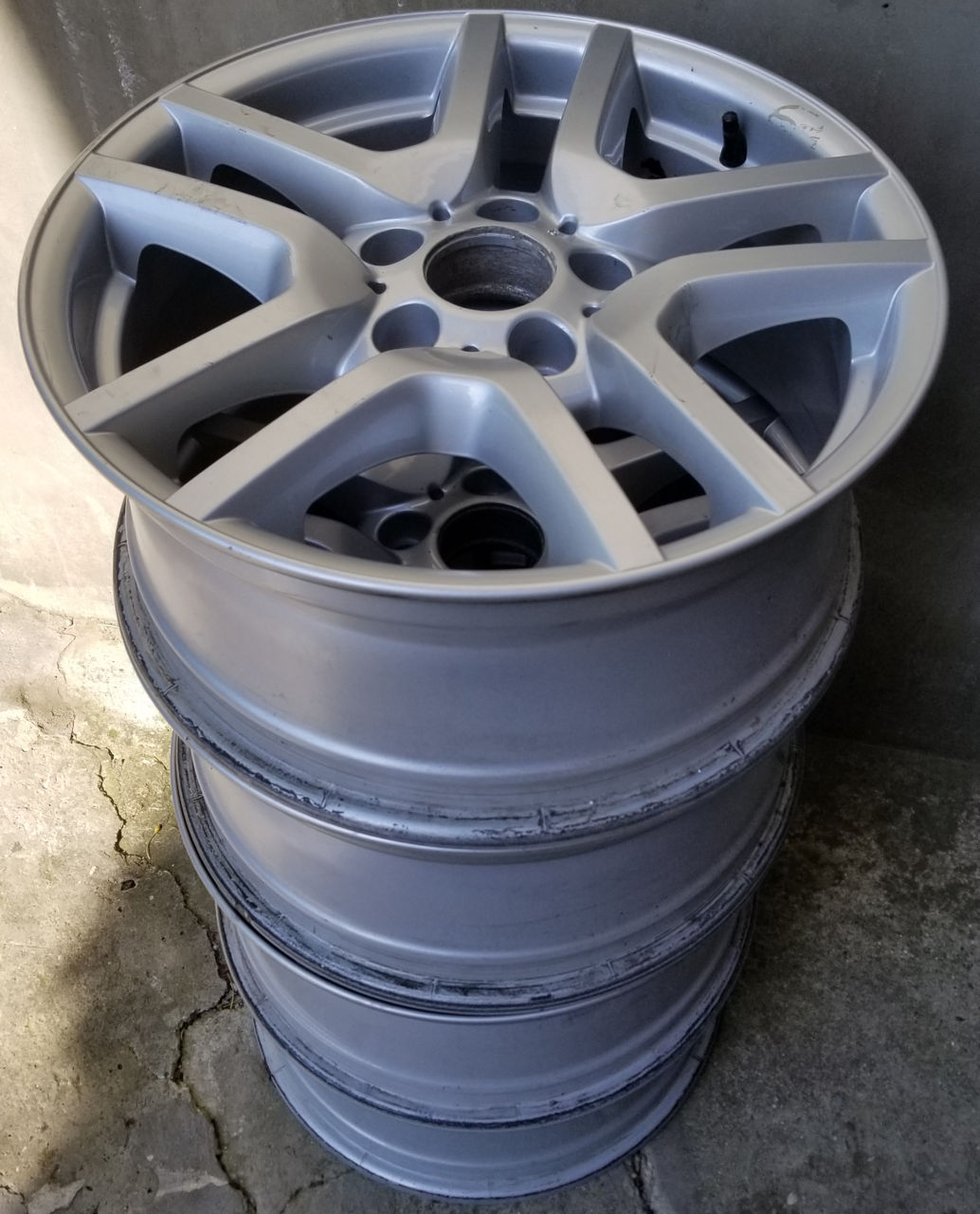 Диски R17 Ширина диска 7.5" Вылет (ET) 40 мм. 120.00x5
