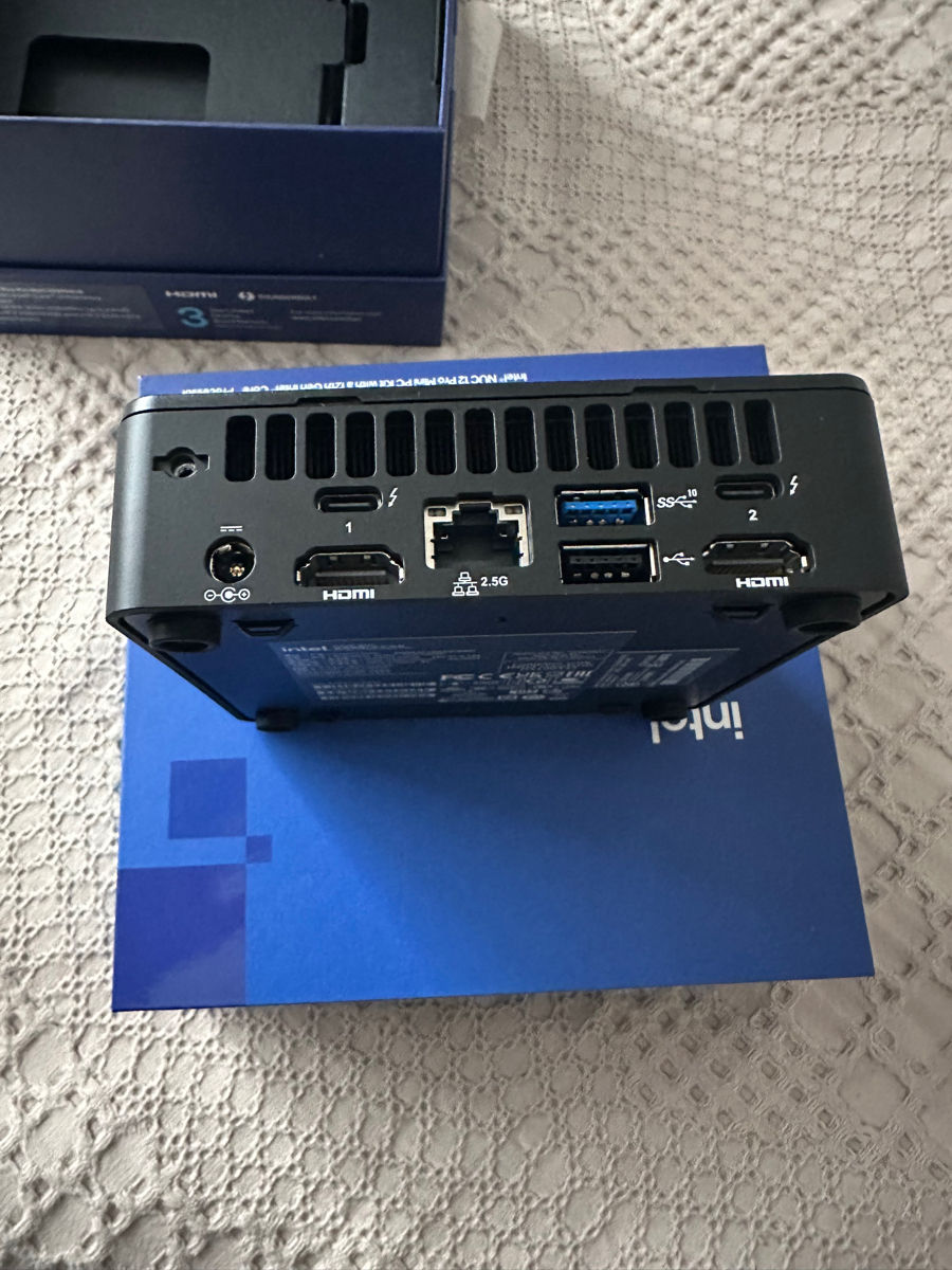 NUC intel 12 Pro Mini PC