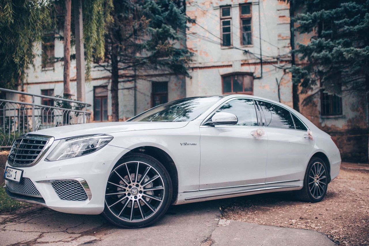 Chirie/аренда Mercedes S Class W222 AMG S65 Long alb/белый