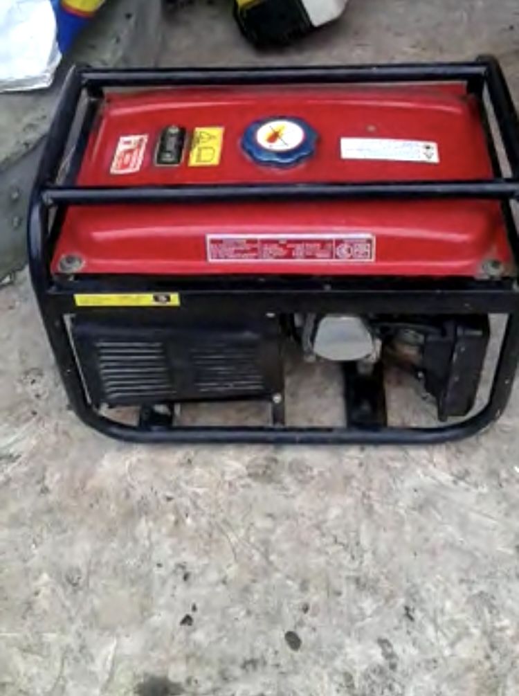 Generator profesional Craftech KT 6500 WE