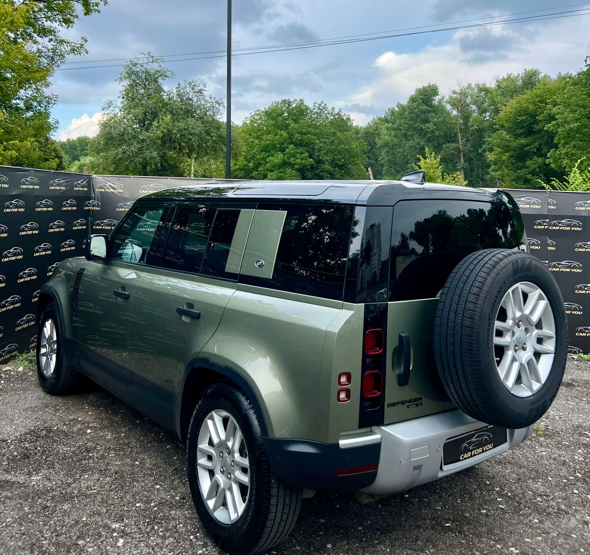 Land Rover Defender an. 2020 cu rulaj 114000 km, Diesel, 57000