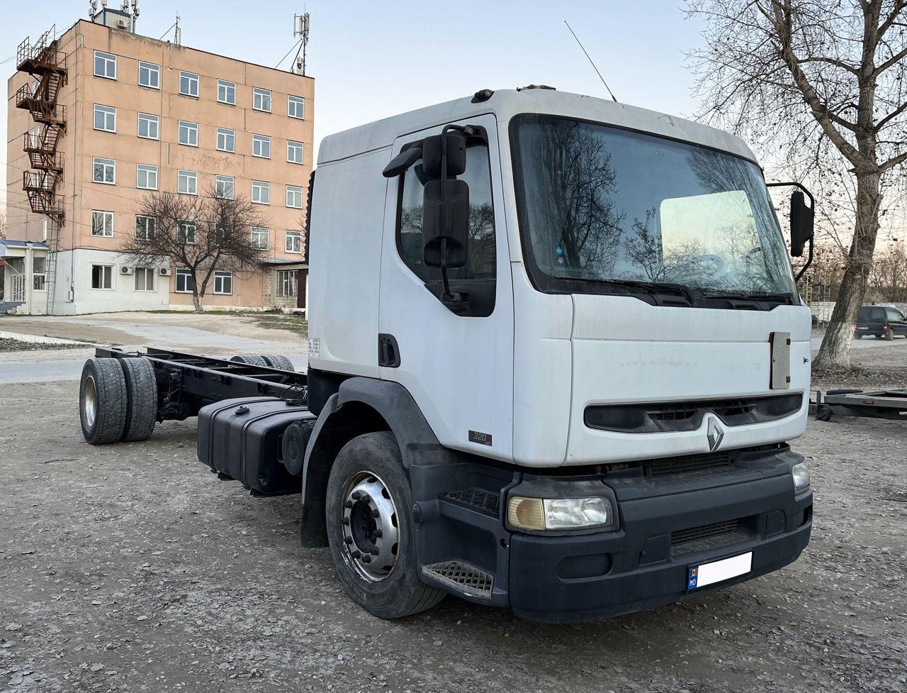 Renault Premium