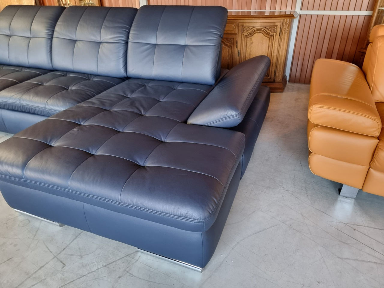 Canapea Moderna Germania