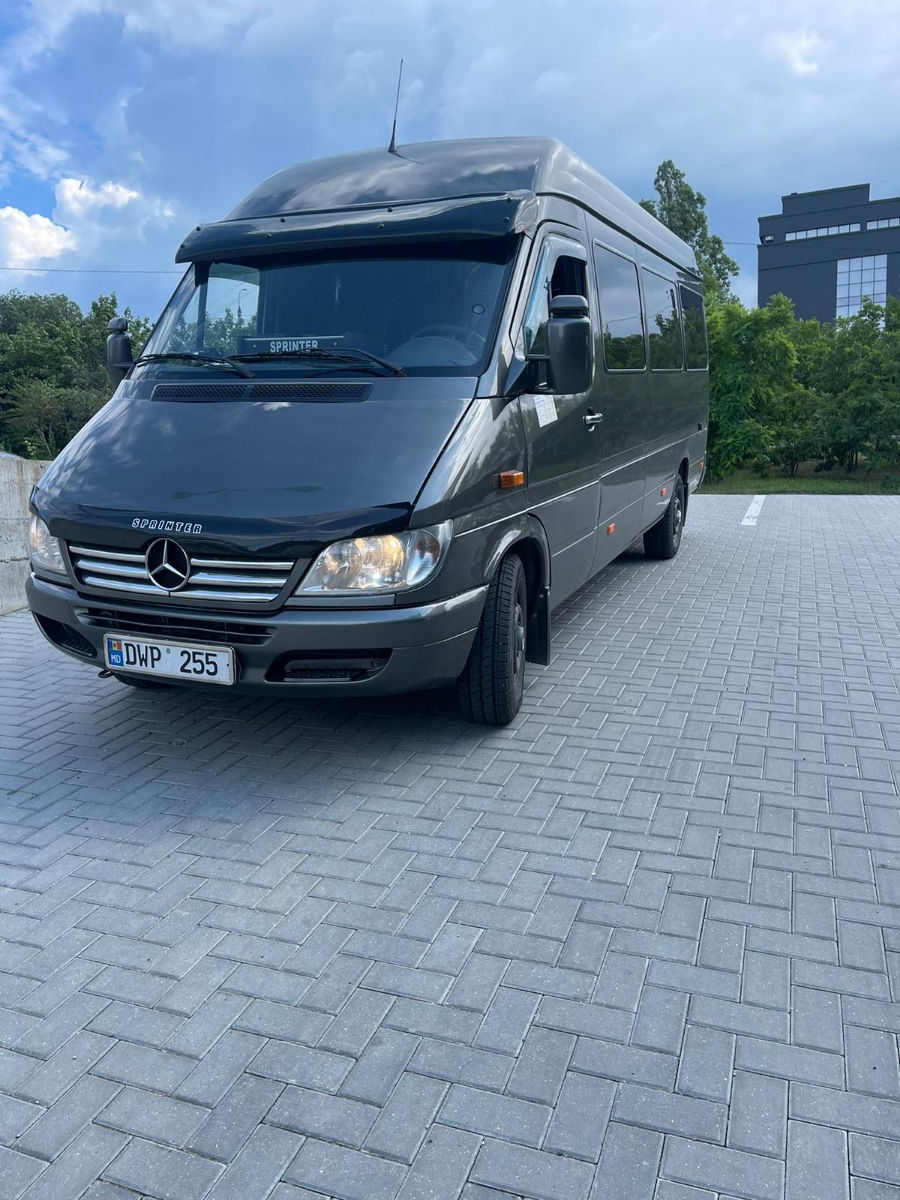 Mercedes 213 an. 2006 cu rulaj, Diesel, 9500