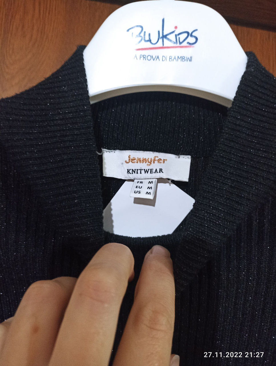 Jennifer, rochie noua pe corp, S/M, pin la genunchi