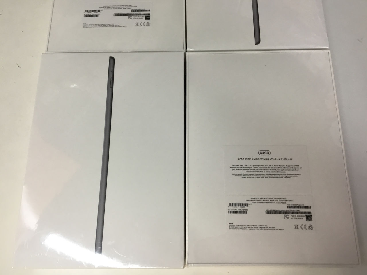 iPad 9 model A2603 9th Generation 2021 64Gb Wi-Fi + 4G LTE Cellular