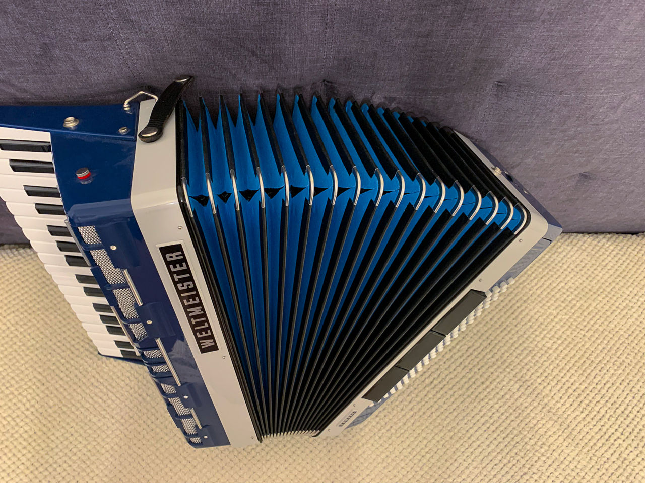 Weltmeister Cordal stare Nou nouț 80 bași cel mai puternic sunet dintre ...