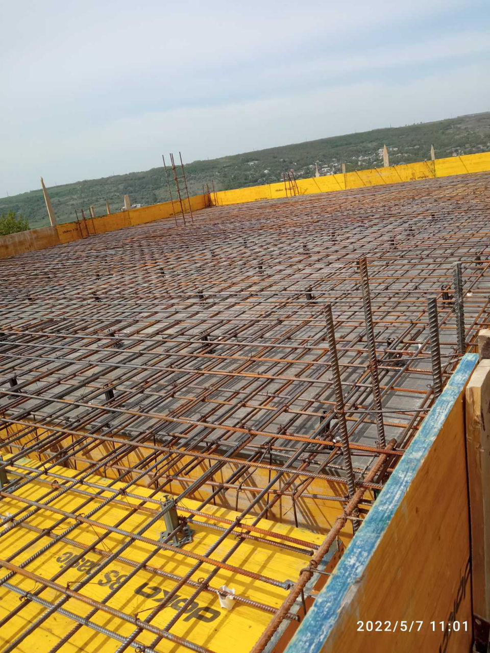 Lucrari din beton armat detalii la nr de contact