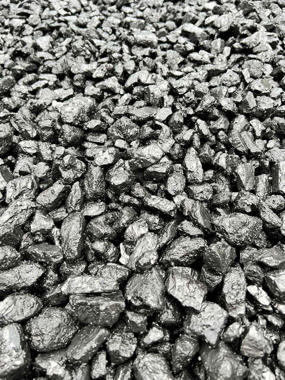 Companie specializata în comerțul Cărbunelui Antracit vinde cu ...