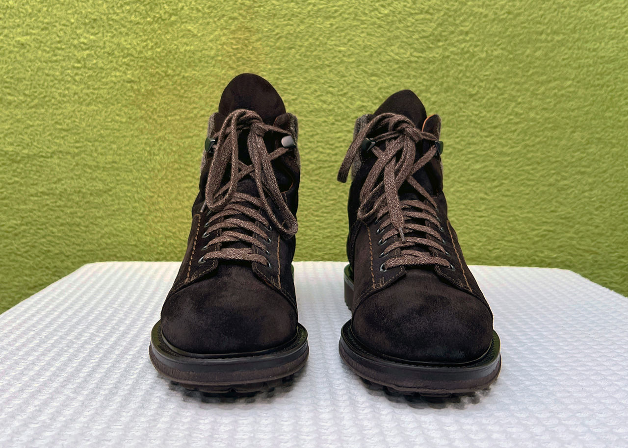 Ботинки Doucal's. Размер 42. Оригинал. В идеальном состоянии.