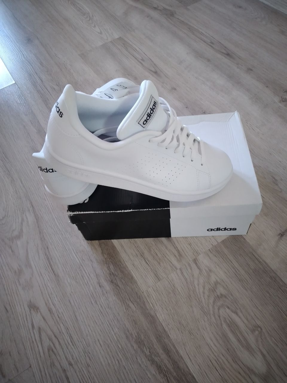 Vind ghetute originale