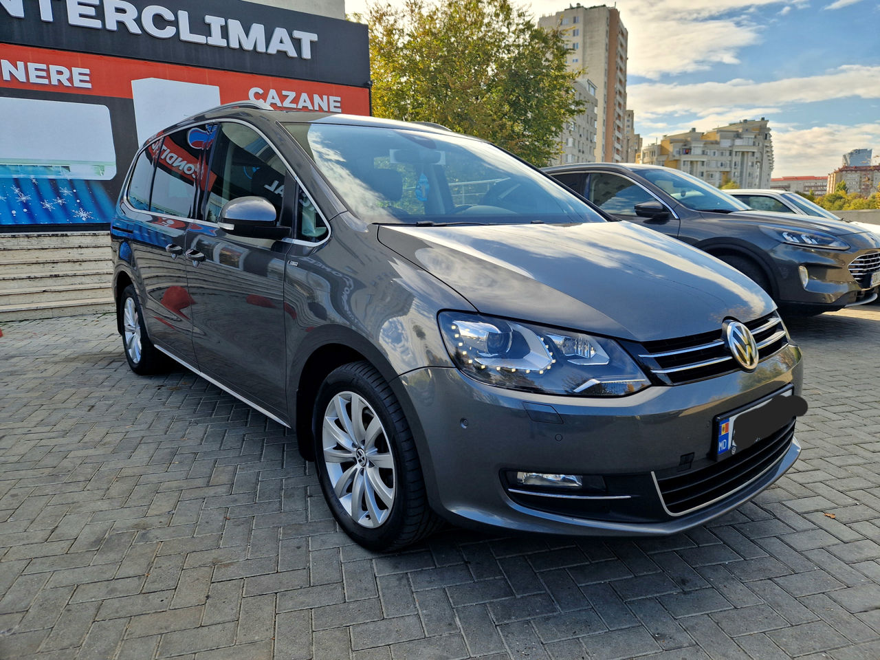 Volkswagen Sharan an. 2019 cu rulaj 150000 km, Diesel, 18500