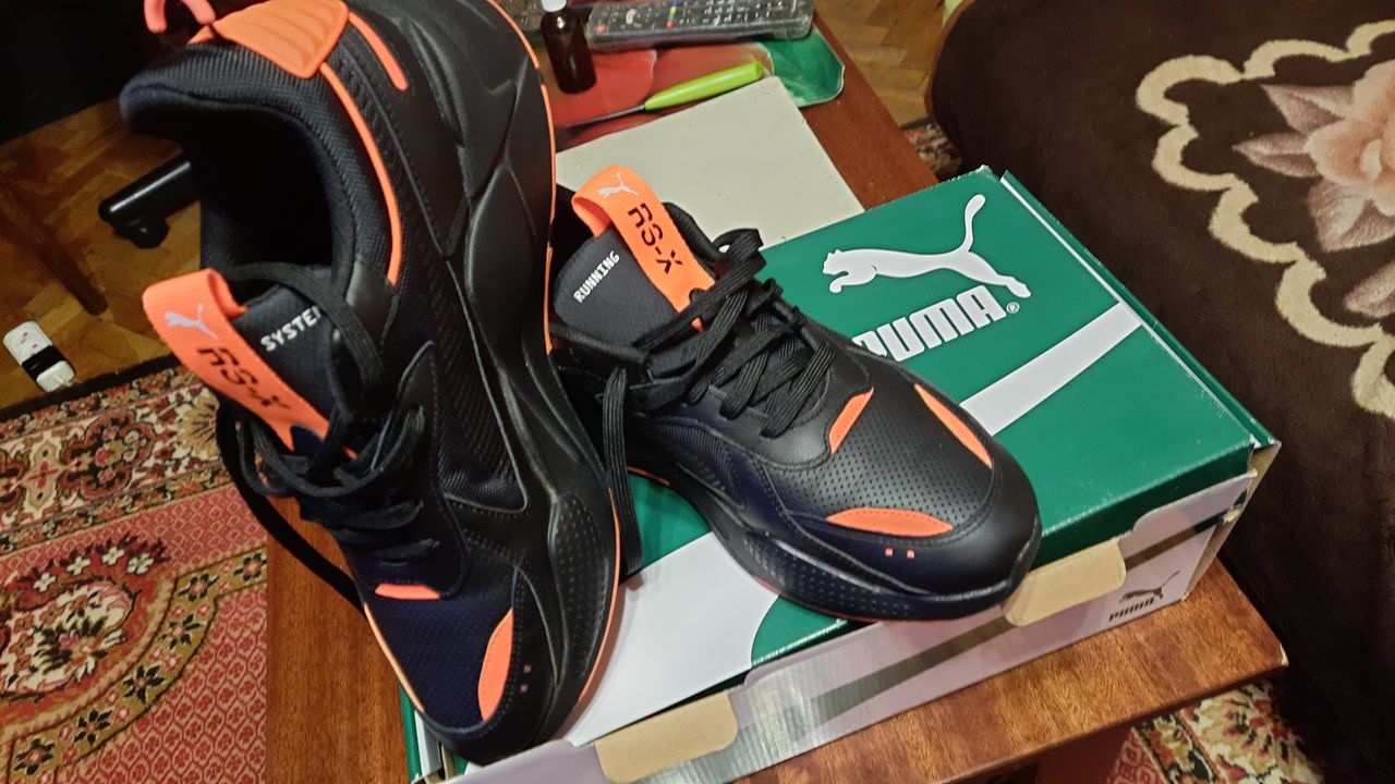 Кроссовки Puma. Размер 45-46, абсолютно новые. 2400 леев.