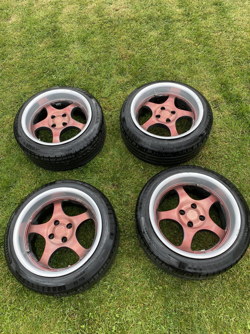 R16 4x100 9j