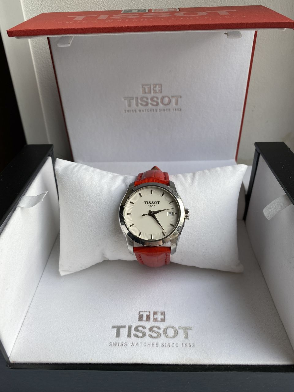 Женские наручные часы Tissot, оригинал