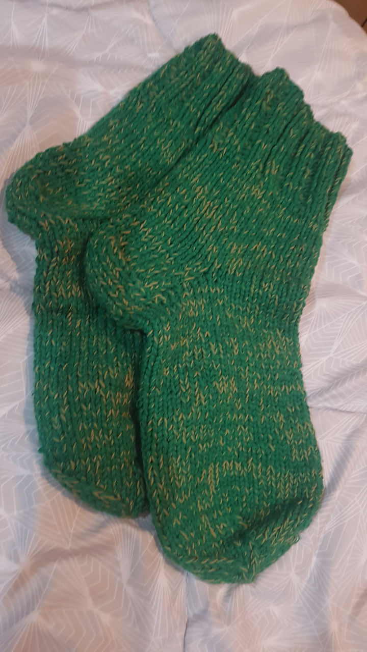 Ciorapi din lina foarte kalduti shi komozi, marimile de la 37-43