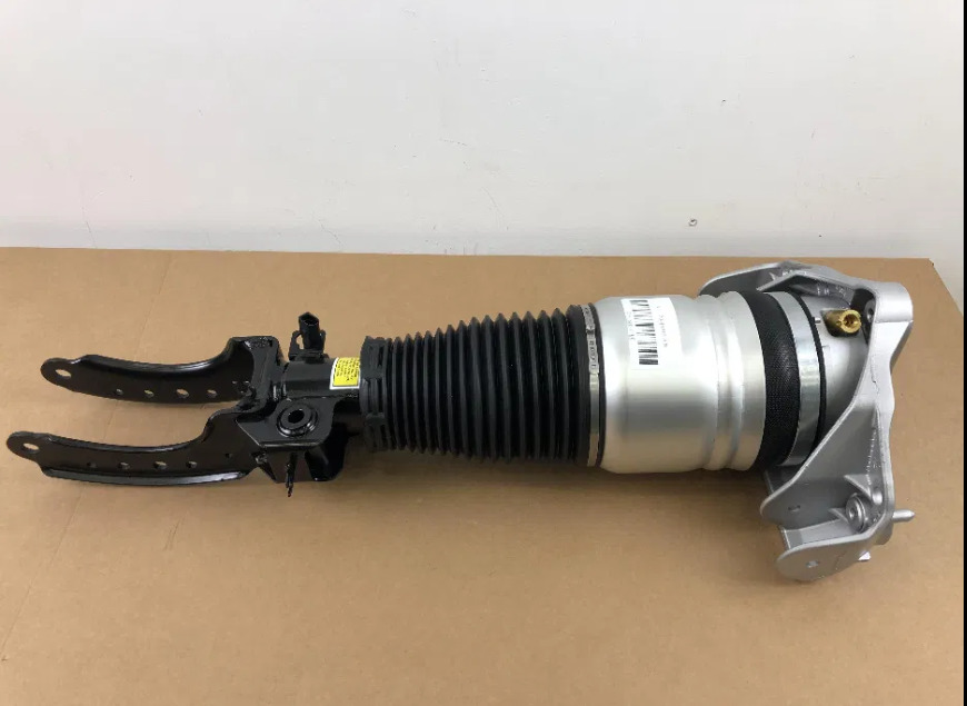 Пневмостойка амортизатор Audi Q7 Cayenne Touareg R 7L8616040 02-10