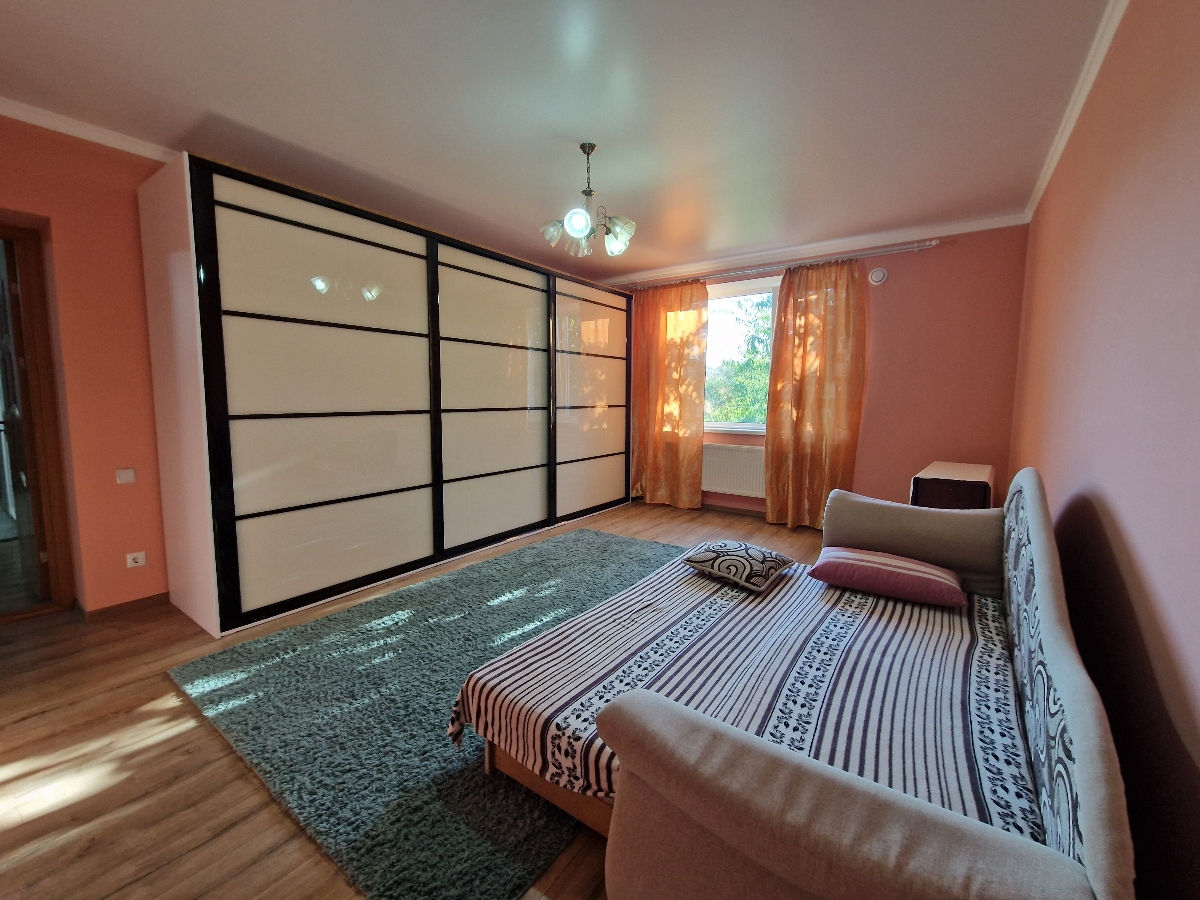 Casa noua gata de locuit