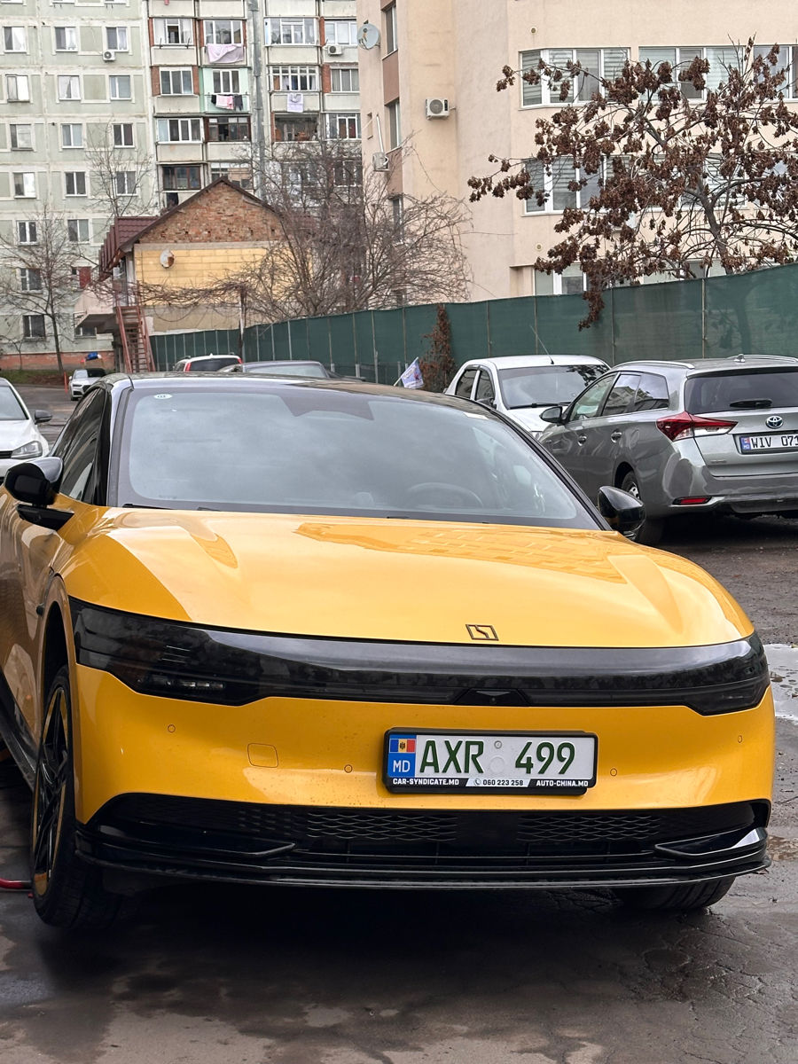 Zeekr 007 an. 2024 cu rulaj 14000 km, Electricitate, 32000