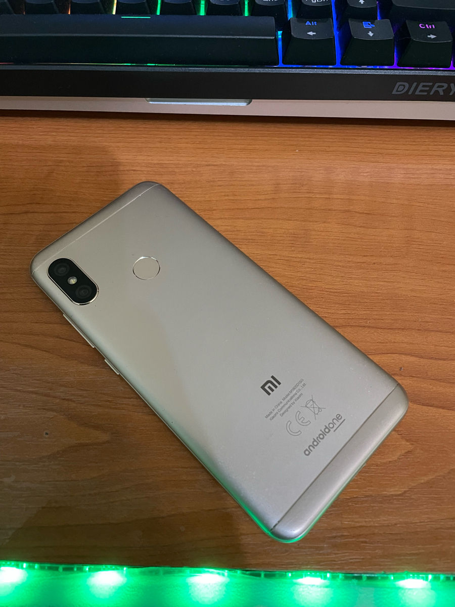 Xiaomi Mi A2 Lite