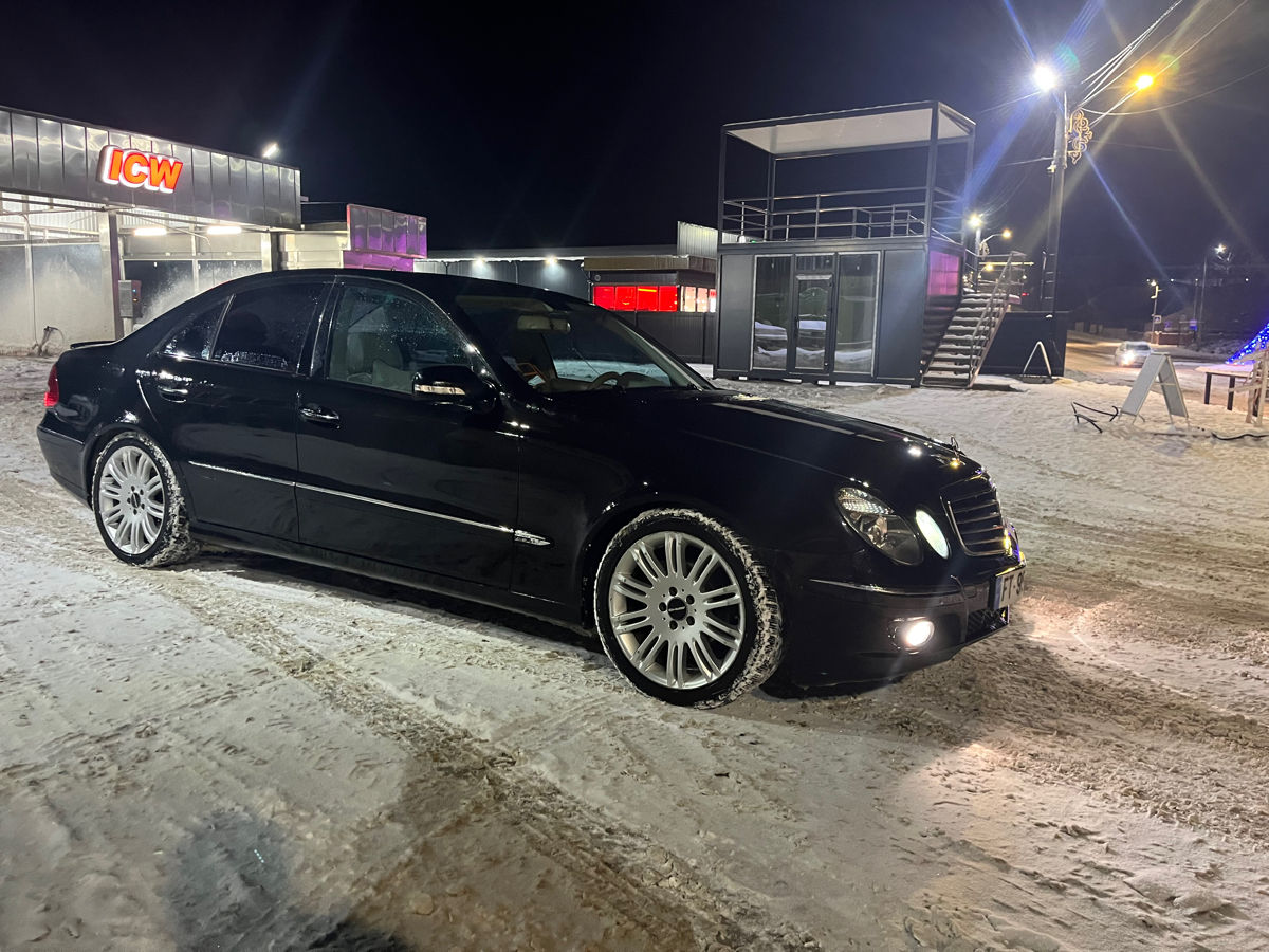 Mercedes E-Class an. 2005 cu rulaj 111111 km, Diesel, 4000