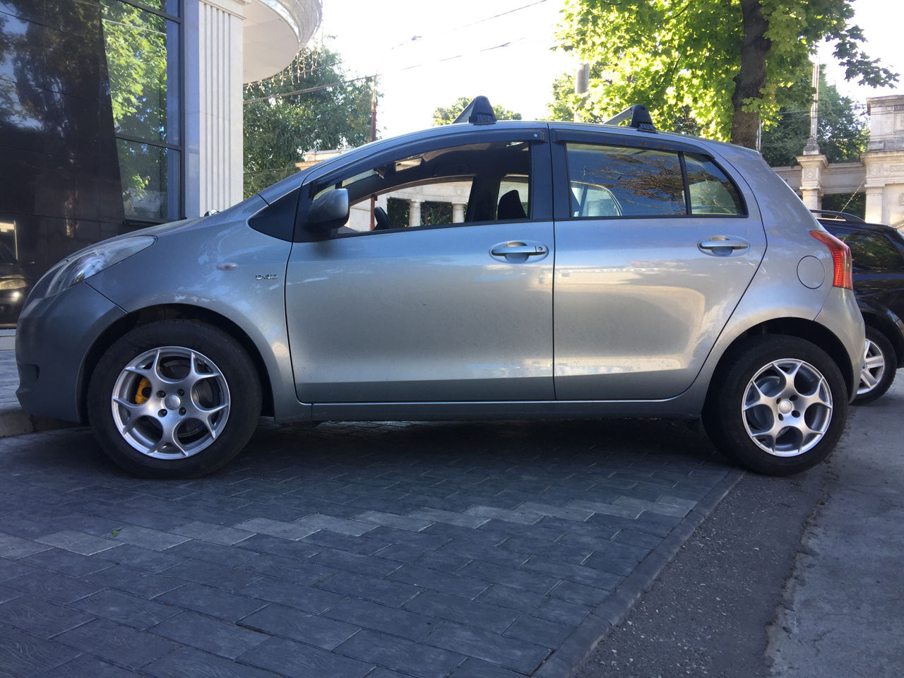 TSW Venom R15 195/60