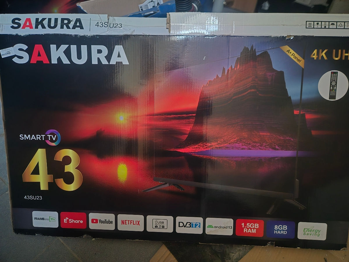 Se vind 3 televizoare noi