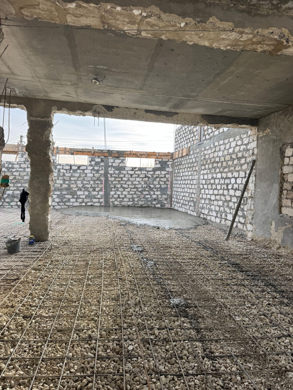 26000 Caut lucrători în construcție interioare și exterioare