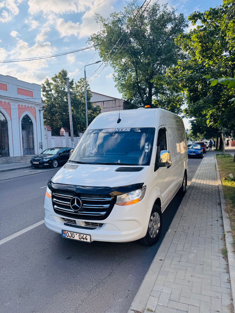 Mercedes Sprinter Automat an. 2020 cu rulaj, Diesel, 21999