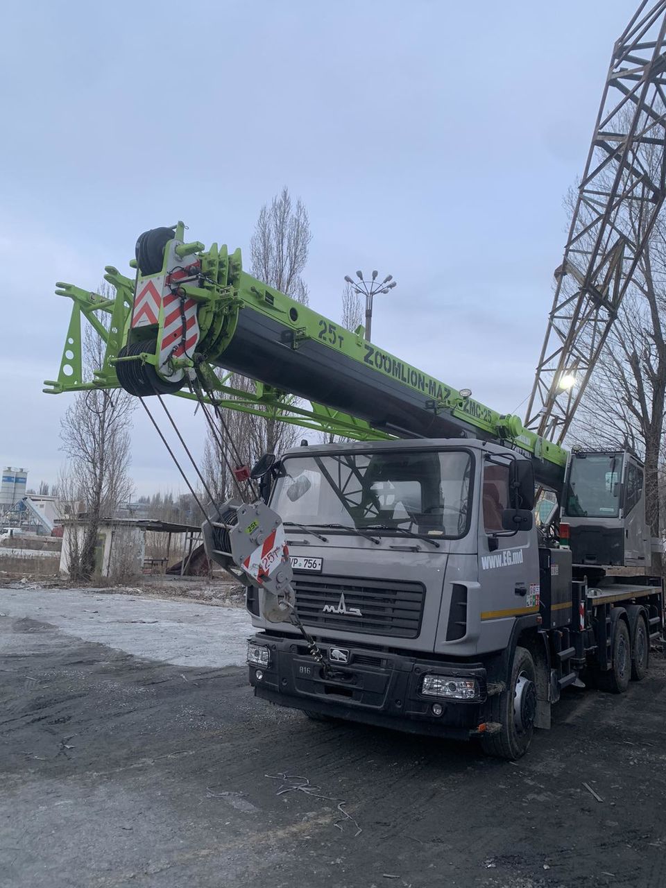 Macara,cran,automacara 25t,43m