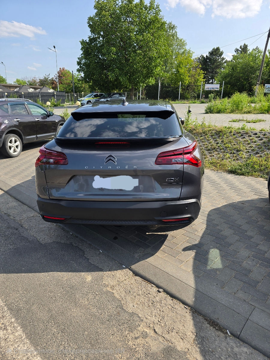 Citroen C5 X 2023 г. с пробегом 11500 км, Плагин-гибрид (бензин), 23000