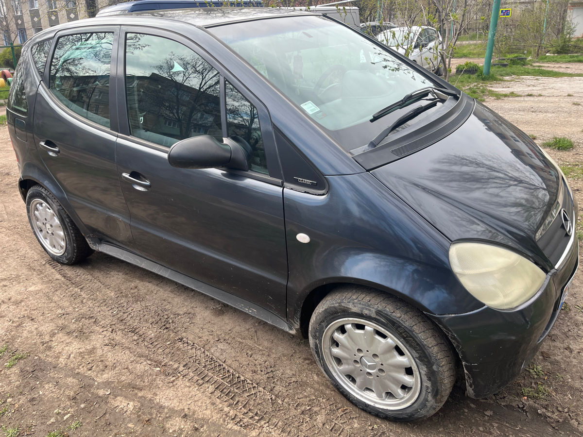 Mercedes A-Class 2000 г. с пробегом 222222 км, Бензин, 2300