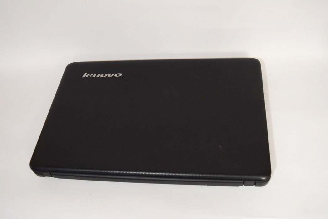 Lenovo G555