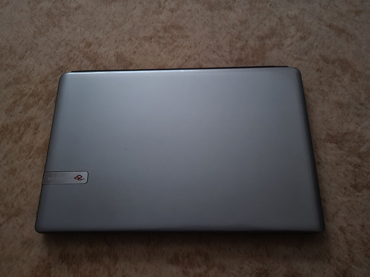 Продам ноутбук Packard Bell