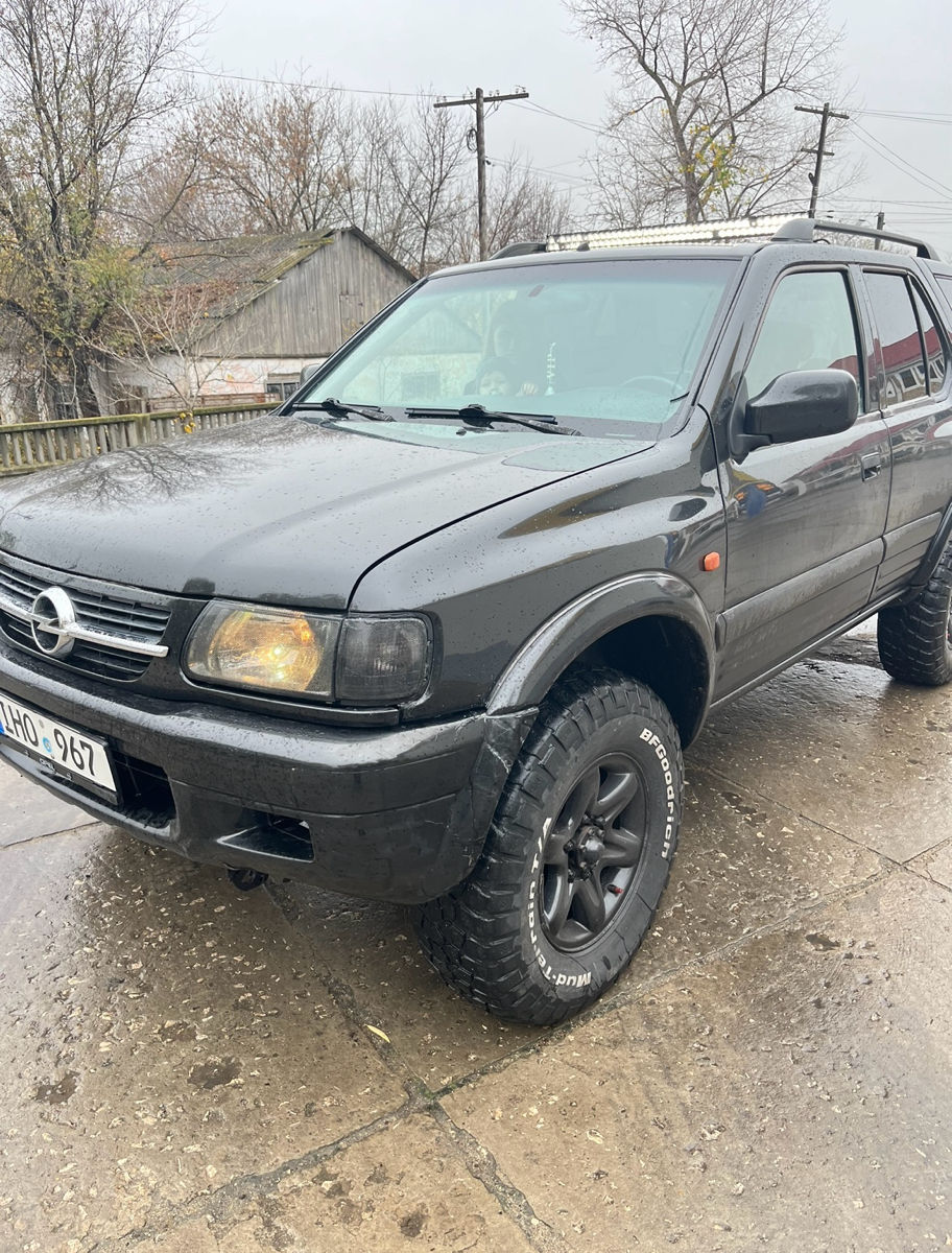 Opel Frontera an. 2002 cu rulaj 382145 km, Diesel, 5500