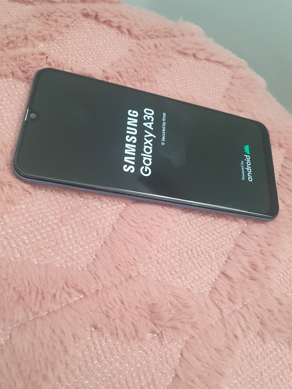 Samsung A30 blue 3/32gb la 1600 lei