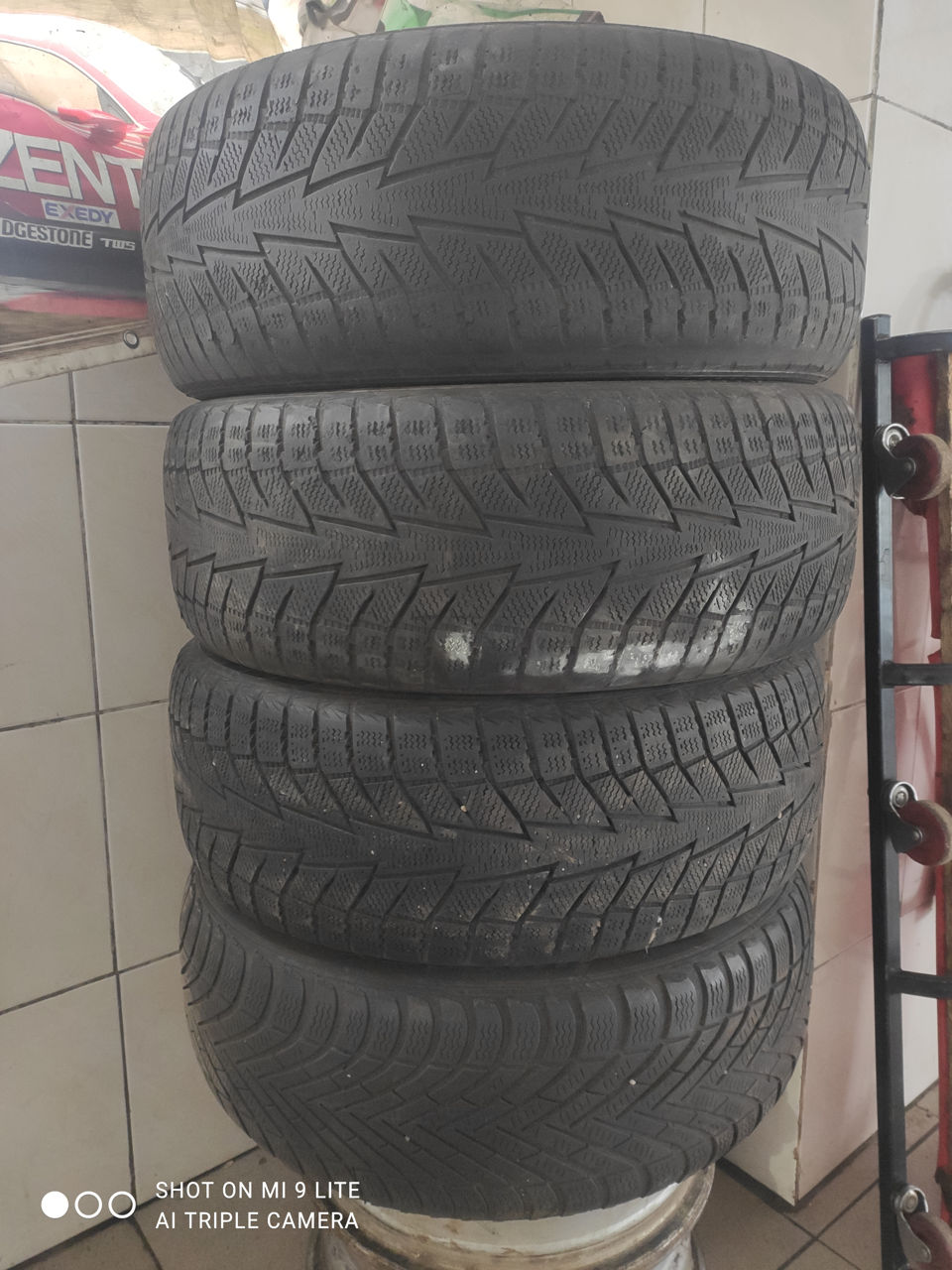 Vînd 4 scaturi de R16 205/55