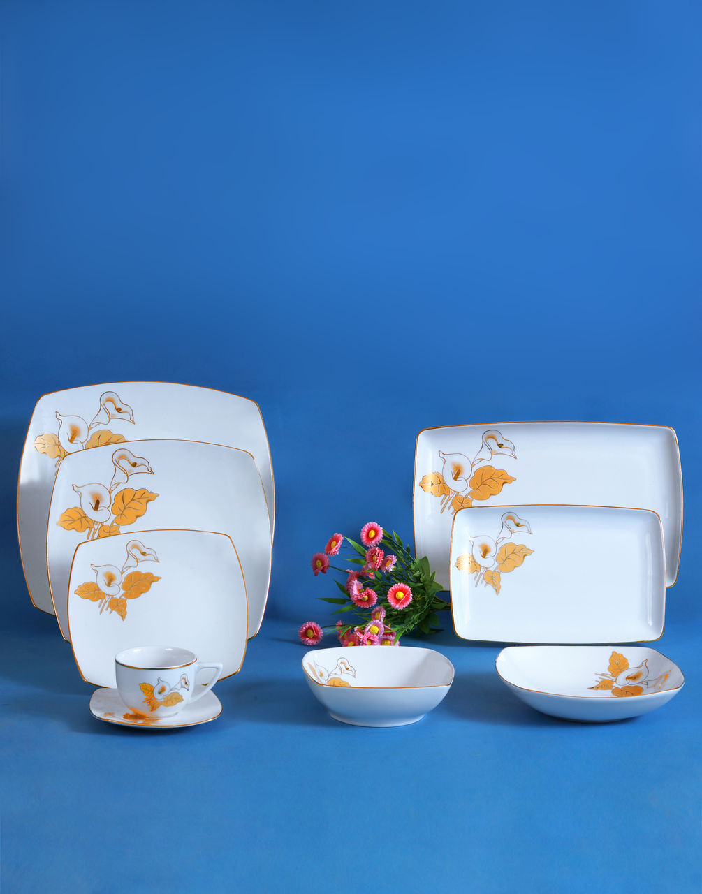 Seturi pentru masa ,set ceai si cafea la 6-12 Pers.