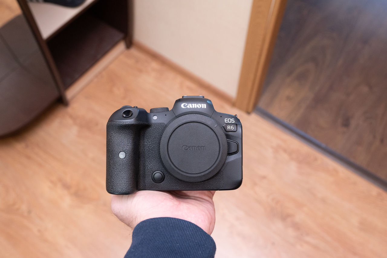 Canon R6 Body